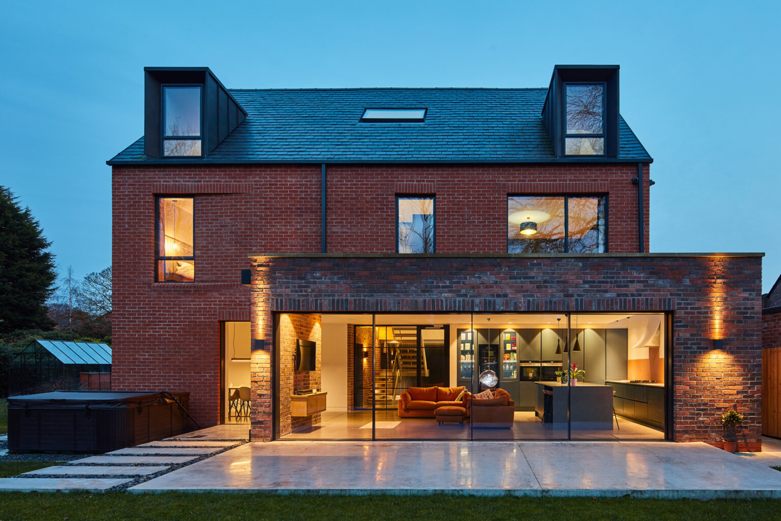 Structural Glass Glazing Solutions | Clear Living